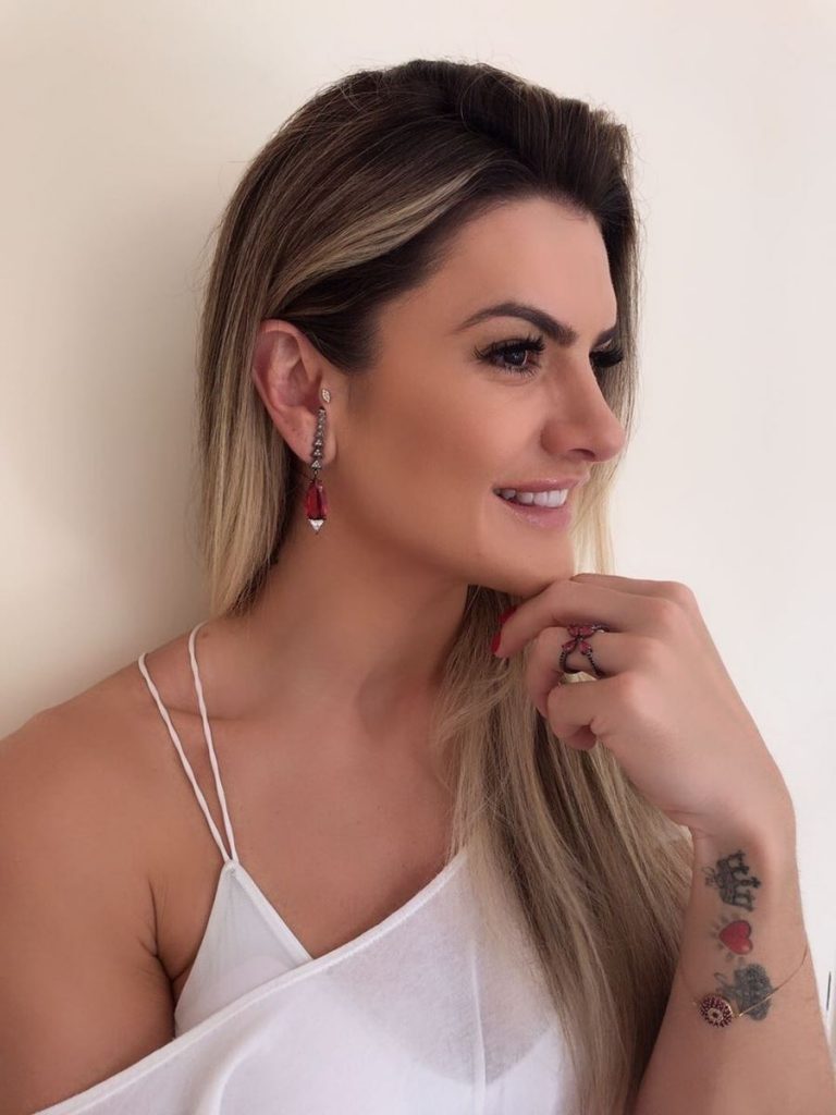 Brinco Cascata Rodio Negro E Rubi Signature Collection - Waufen